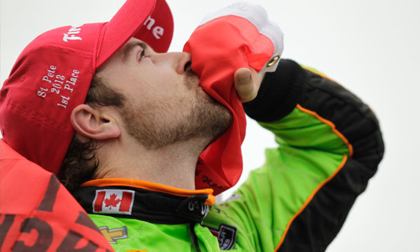 Hinchcliffe records 1st win in drama-filled opener
