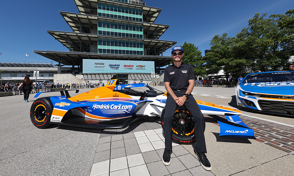 Larson To Turn First INDYCAR SERIES Laps Thursday at IMS